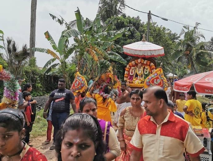 Annathanam and tanner panthal by UMHV Thaipusam celebration at Sri ...